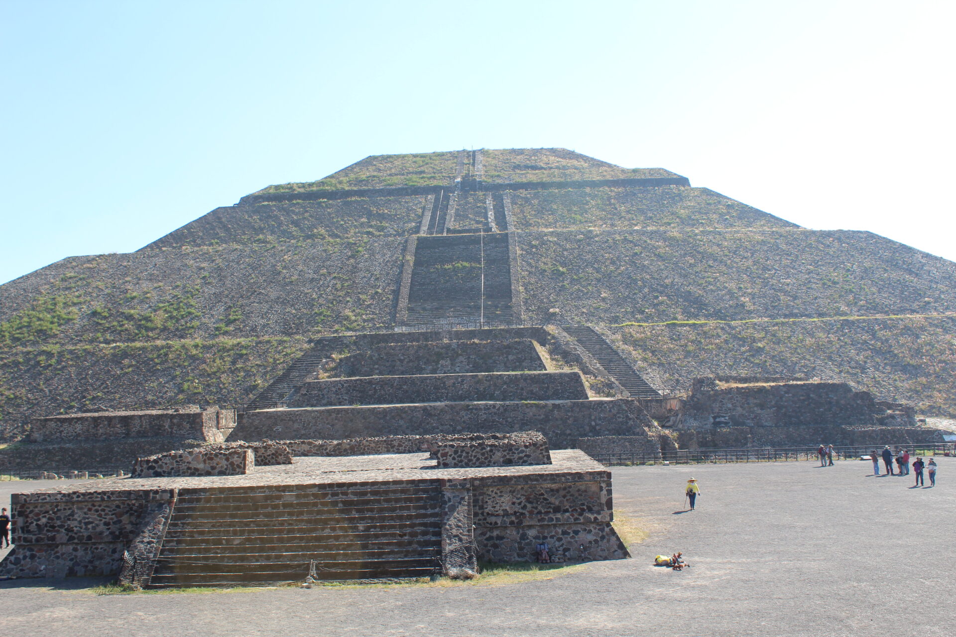 Guide to Visiting the Teotihuacan Pyramids | Open Doors With Words